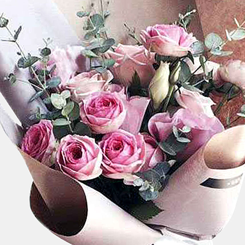 Online Graceful Rose Bouquet Gift Delivery in Philippines - FNP