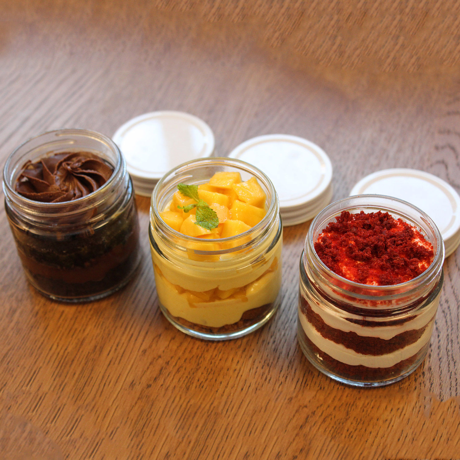 Online Delicious Jar Cakes Set of 3 Gift Delivery in UAE - Ferns N Petals
